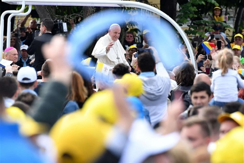 Viaggio del Papa in Romania (1) – Comboni2000 – Spiritualità e Missione